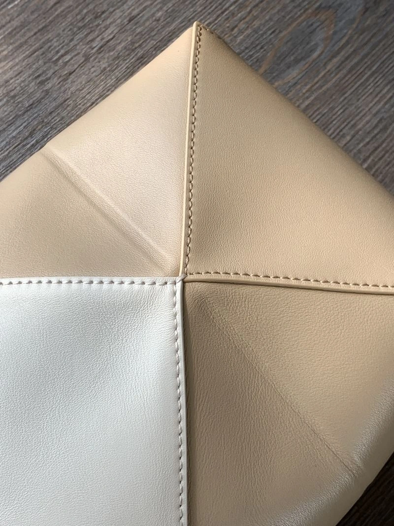 Top mirror Loewe Shopping Bags