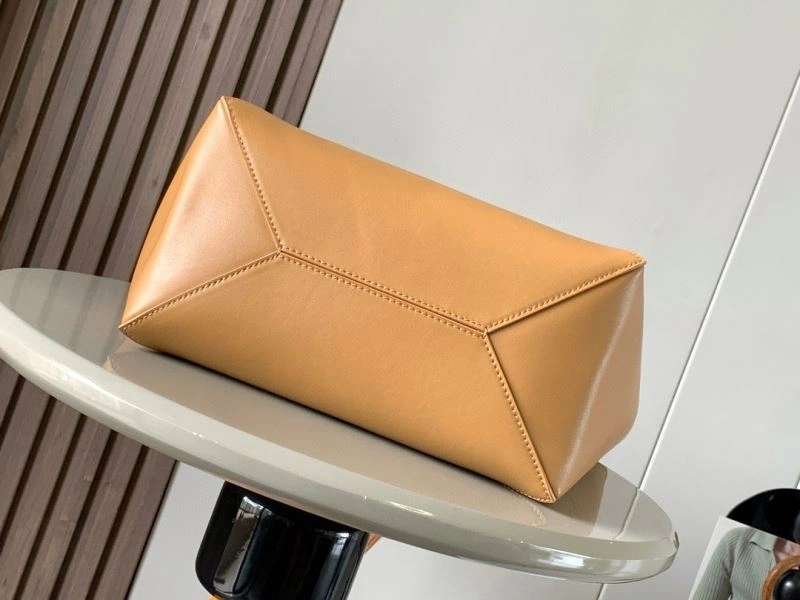 Perfect replica Loewe Shopping Bags