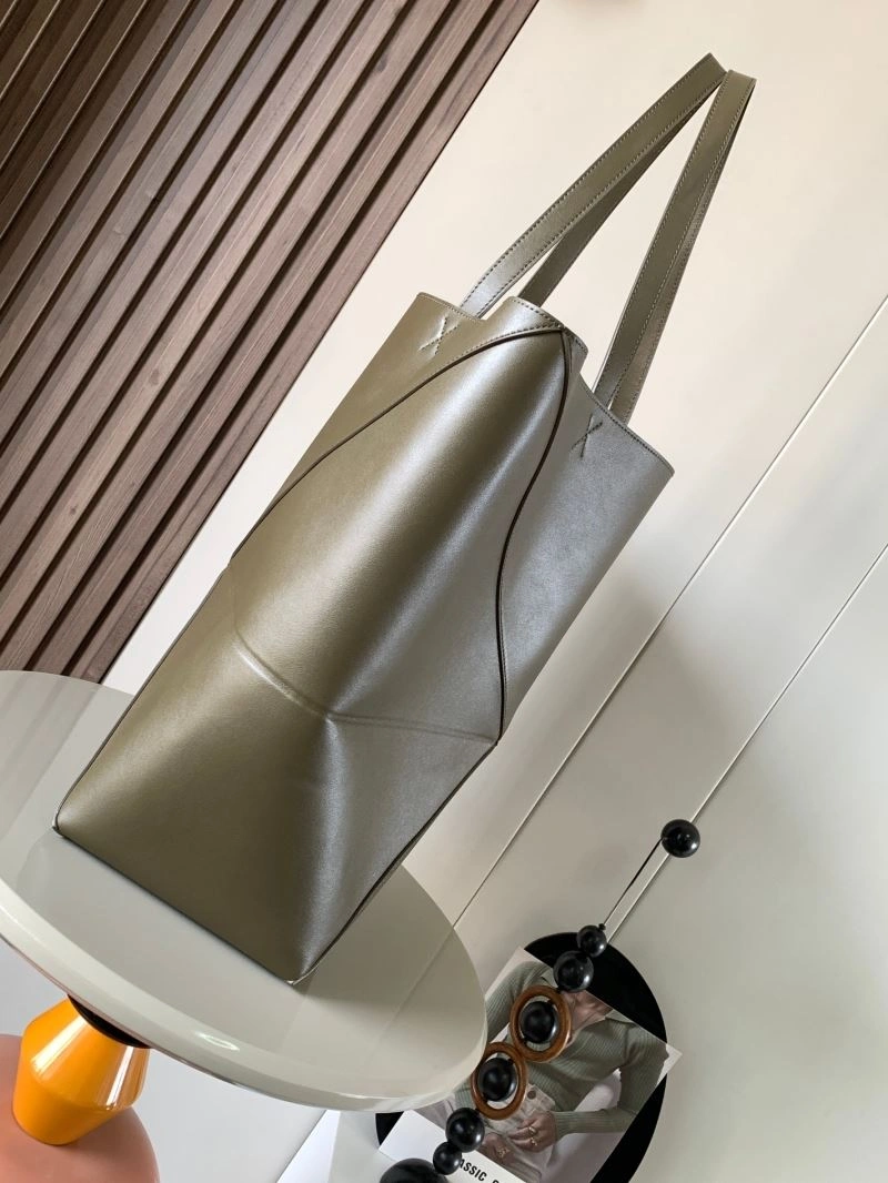 Factory-made Loewe Shopping Bags