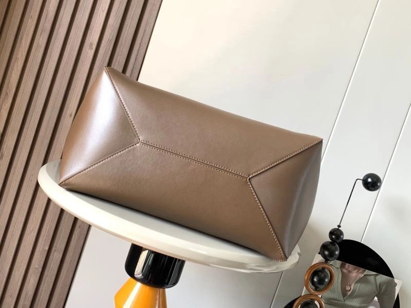 Brand-original Loewe Shopping Bags