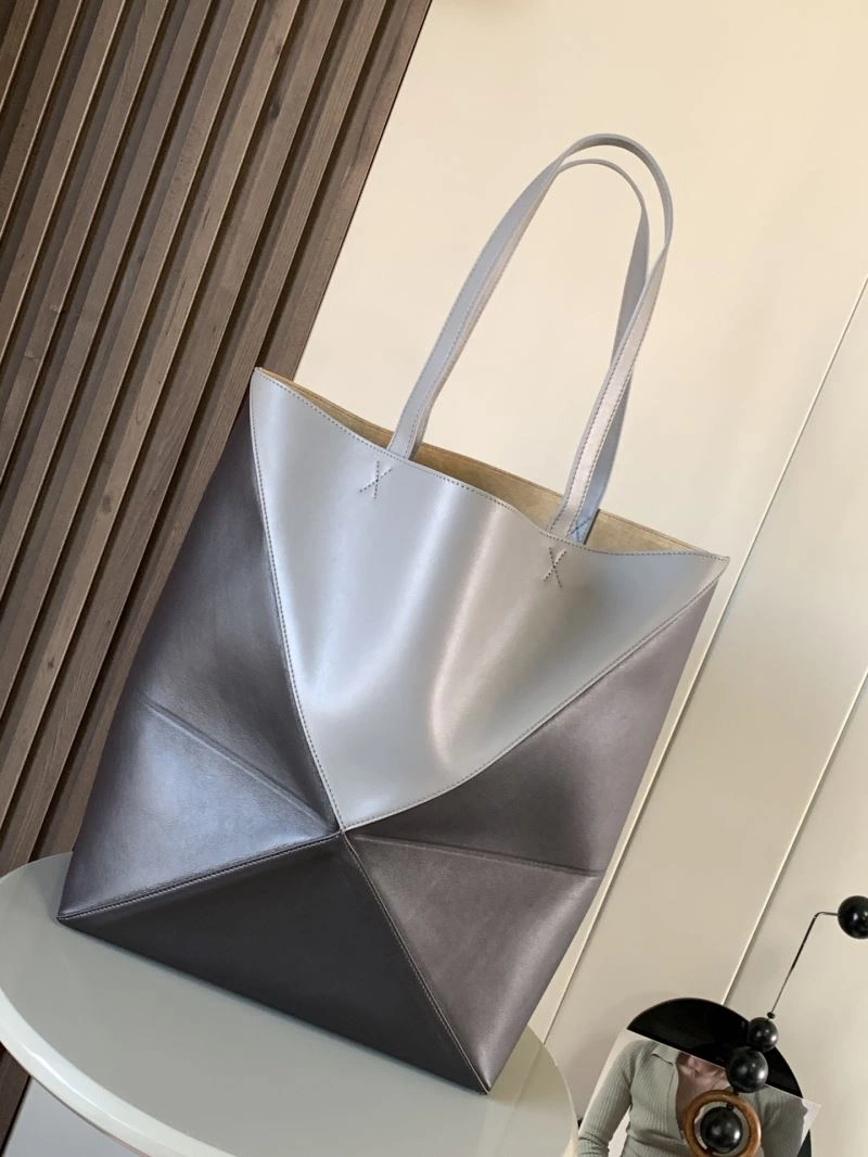 Reasonably priced Loewe Shopping Bags