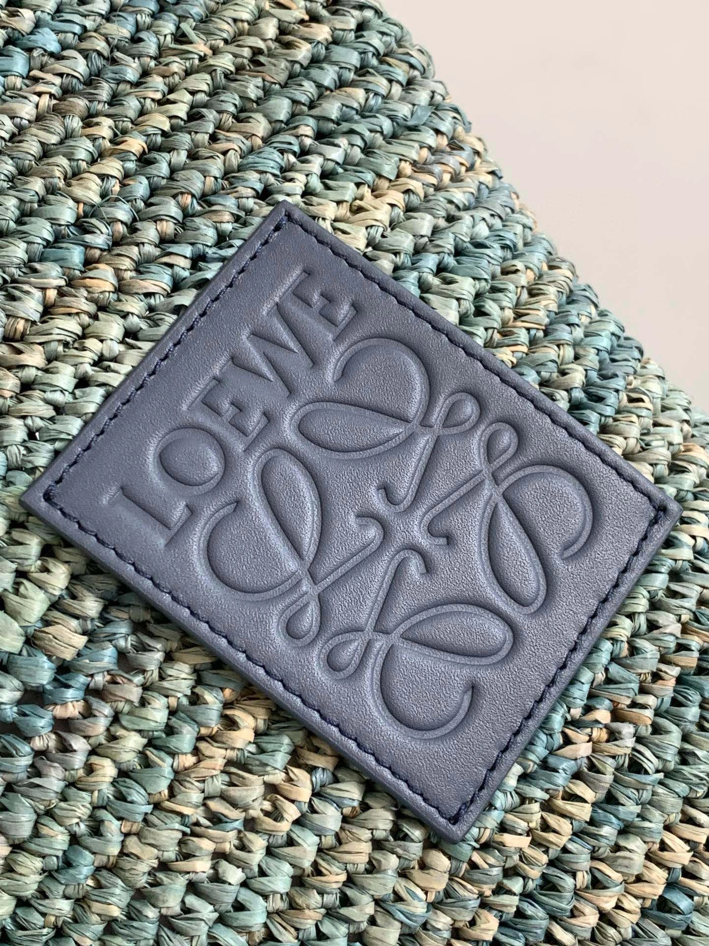 Inexpensive Loewe Shopping Bags