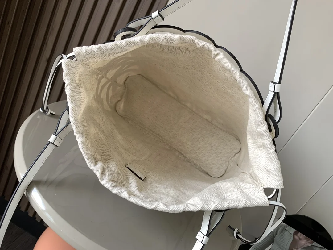 Bargain Loewe Shopping Bags