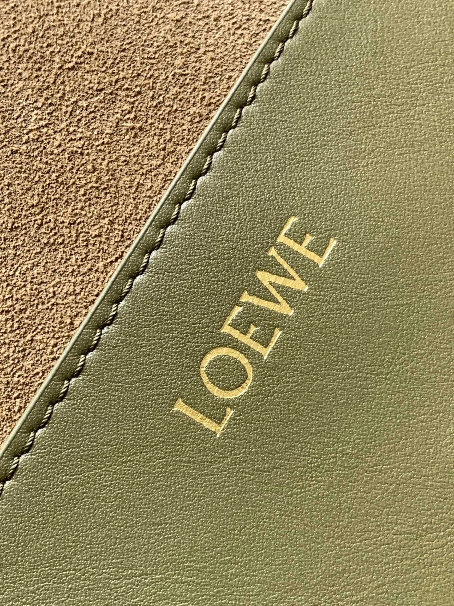 Top match Loewe Shopping Bags