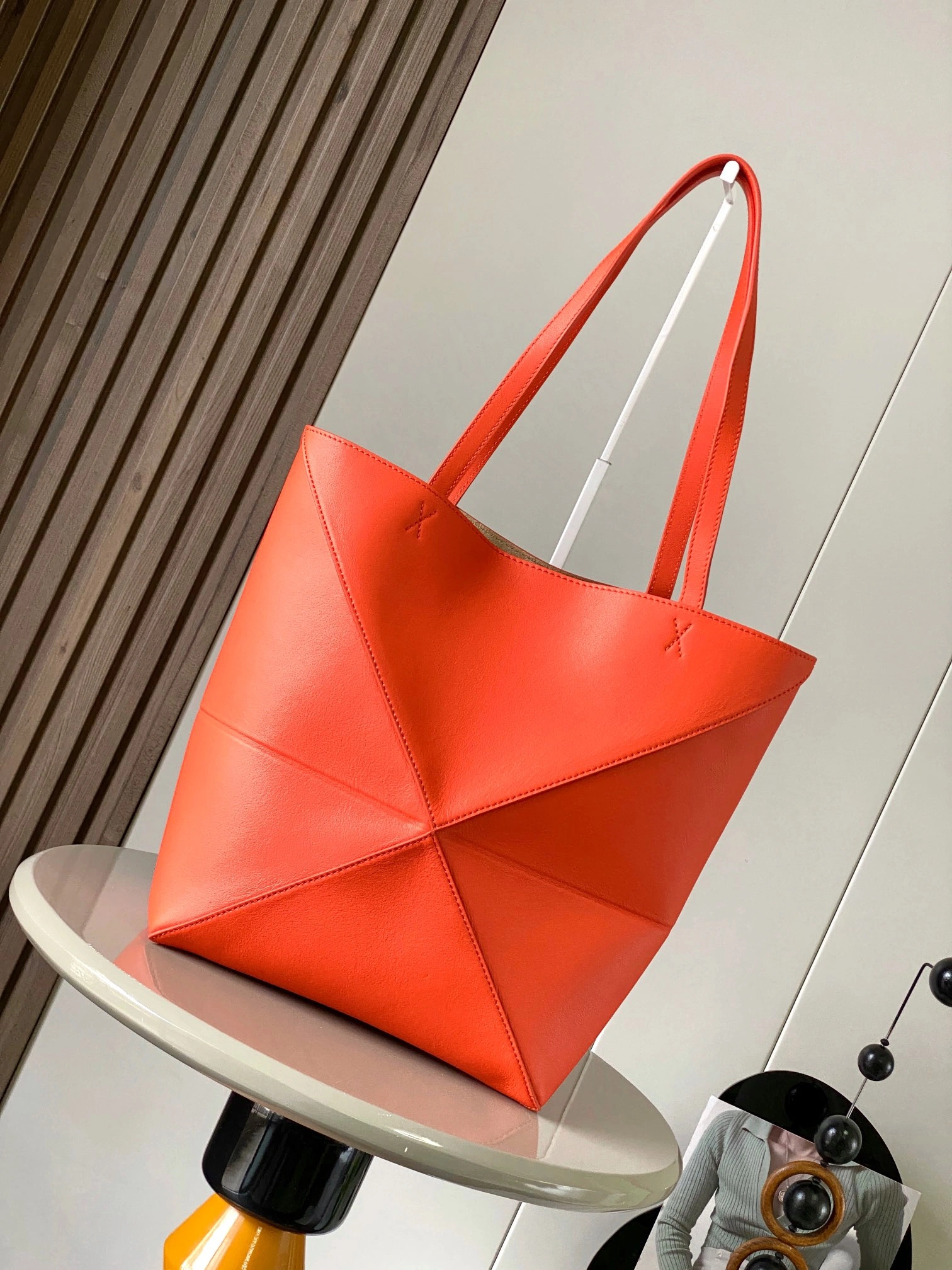 Accurate model Loewe Shopping Bags