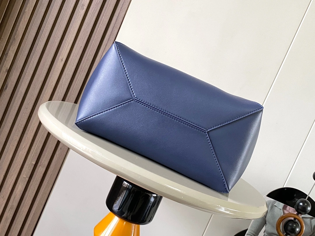 Mirror quality Loewe Shopping Bags