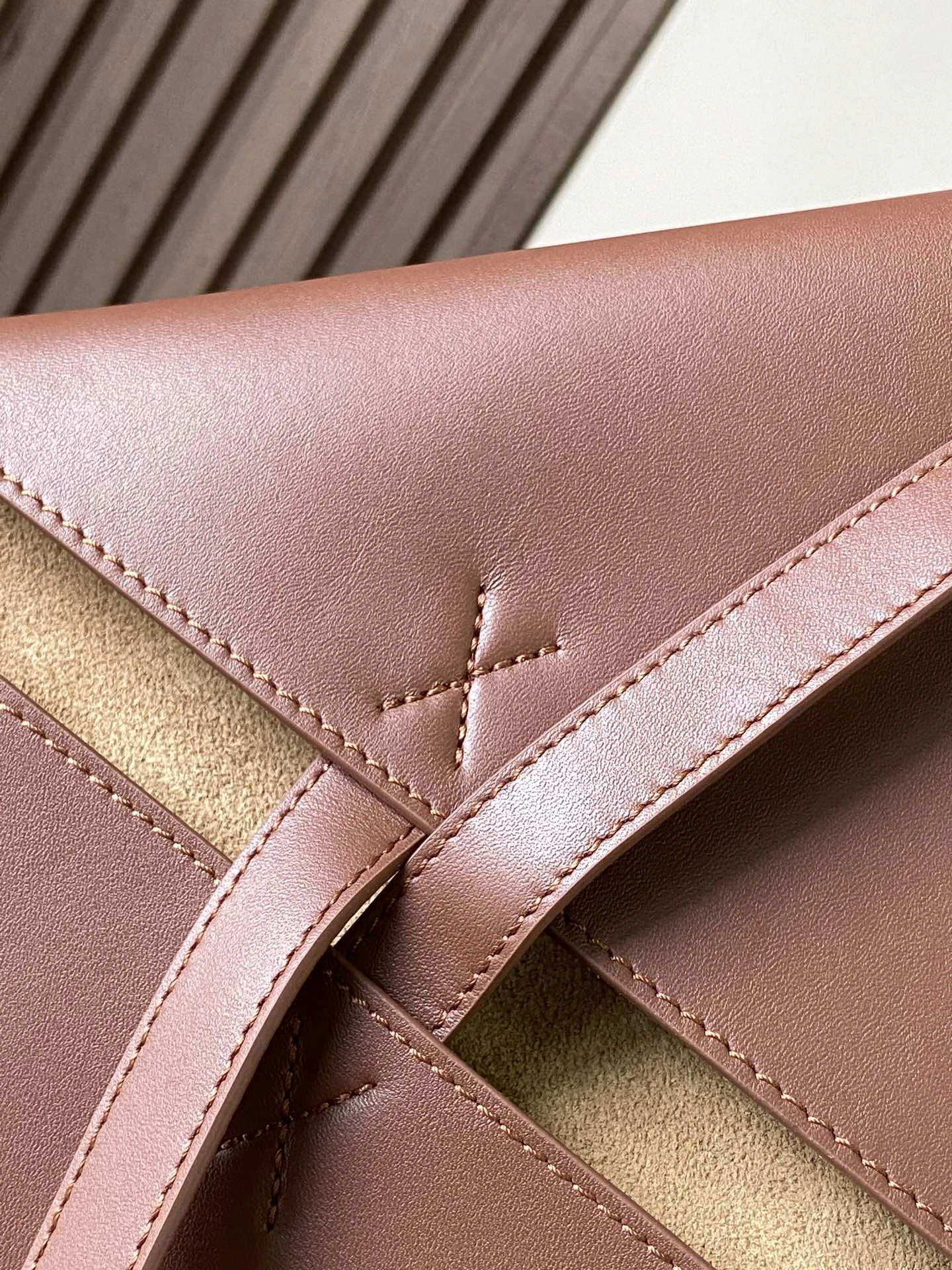 Precise copy Loewe Shopping Bags
