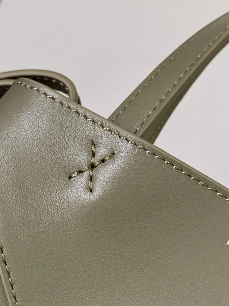 Top mirror Loewe Shopping Bags