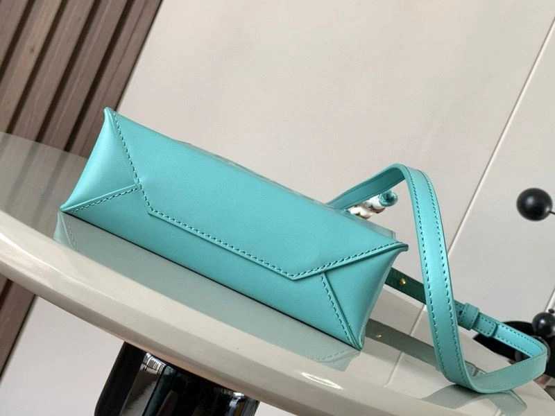 Factory-made Loewe Shopping Bags