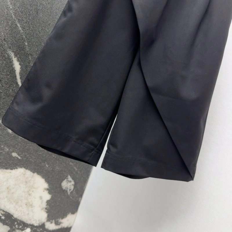 Discounted Loewe Short Pants