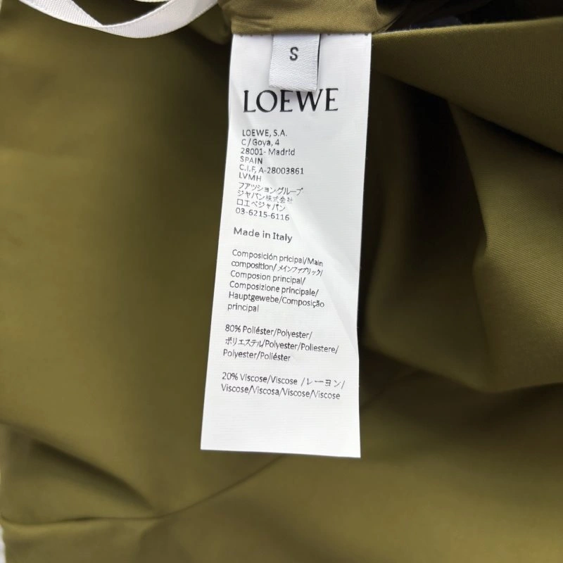 Top match Loewe Short Pants