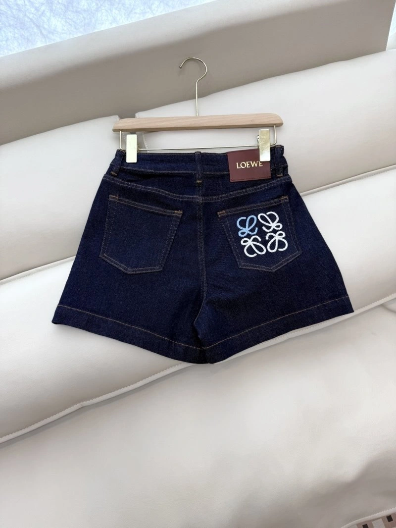Accurate model Loewe Short Pants