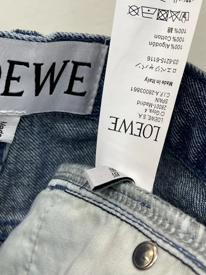 Factory-made Loewe Short Pants