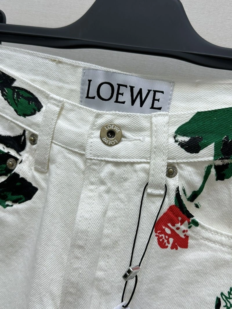 Factory-made Loewe Short Pants
