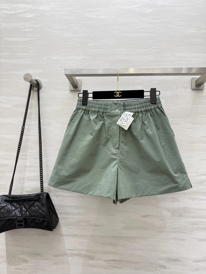 Low-cost Loewe Short Suits