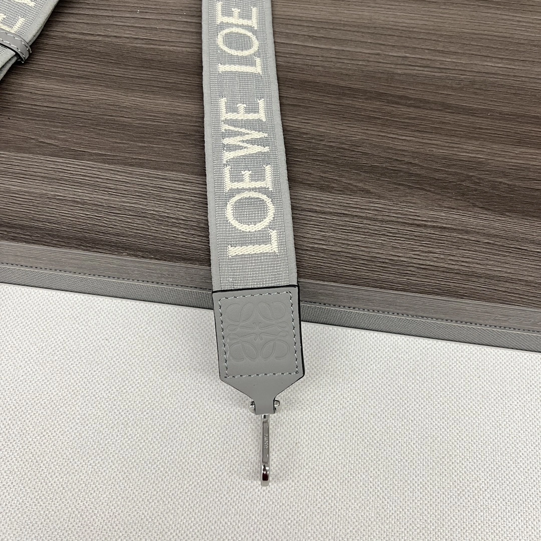 Bargain Loewe Shoulder Straps