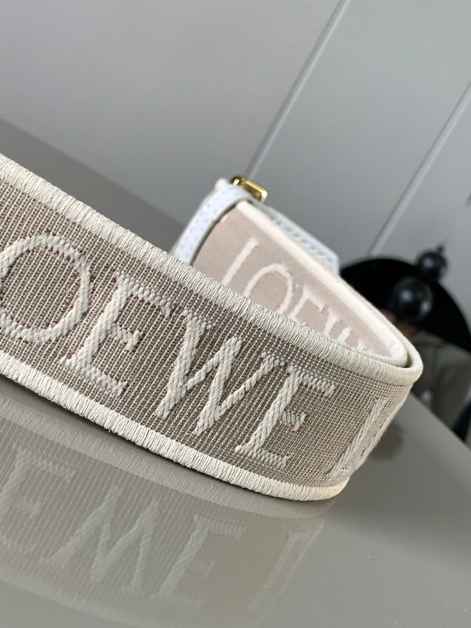 Legit Loewe Shoulder Straps