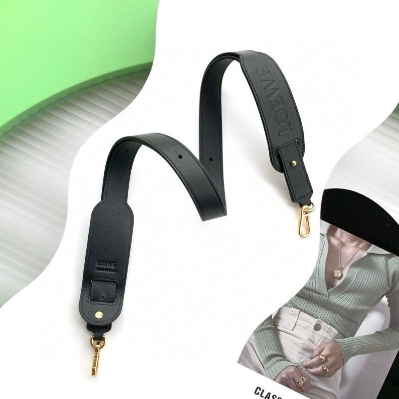 Accurate model Loewe Shoulder Straps