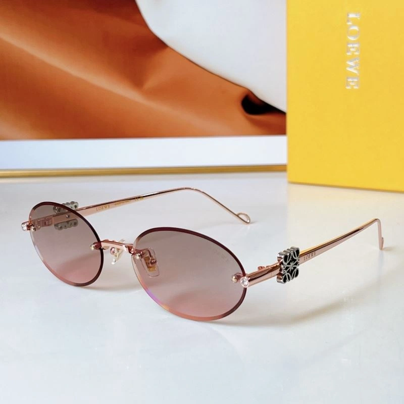 Cut-rate Loewe Sunglasses