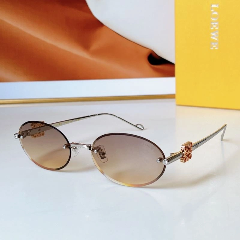 Cut-rate Loewe Sunglasses