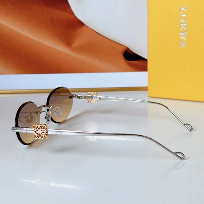 Cut-rate Loewe Sunglasses