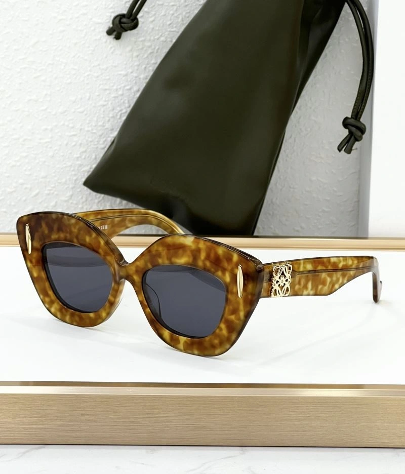 Top mirror Loewe Sunglasses
