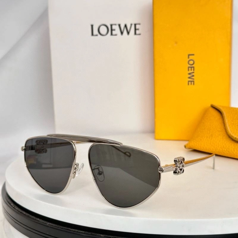 Factory-made Loewe Sunglasses