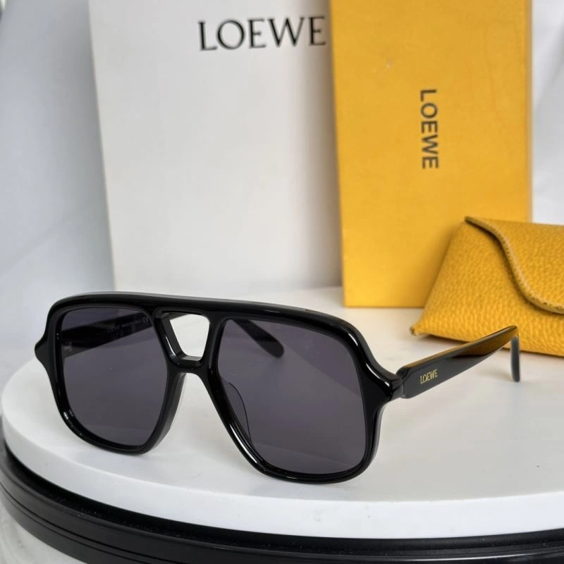 Bargain Loewe Sunglasses