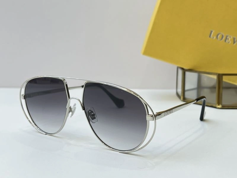 Exact replica Loewe Sunglasses