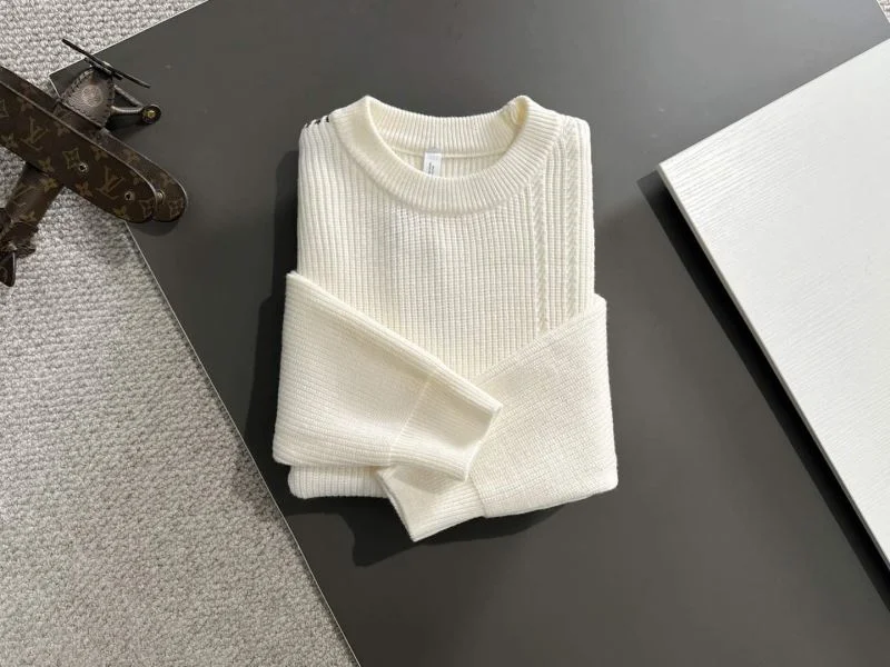 Bargain Loewe Sweaters