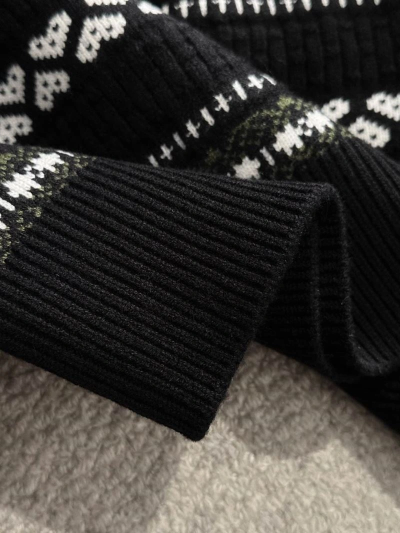Bargain Loewe Sweaters