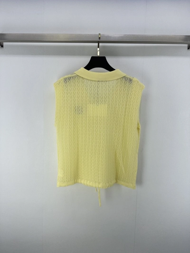 Indistinguishable Loewe Sweaters