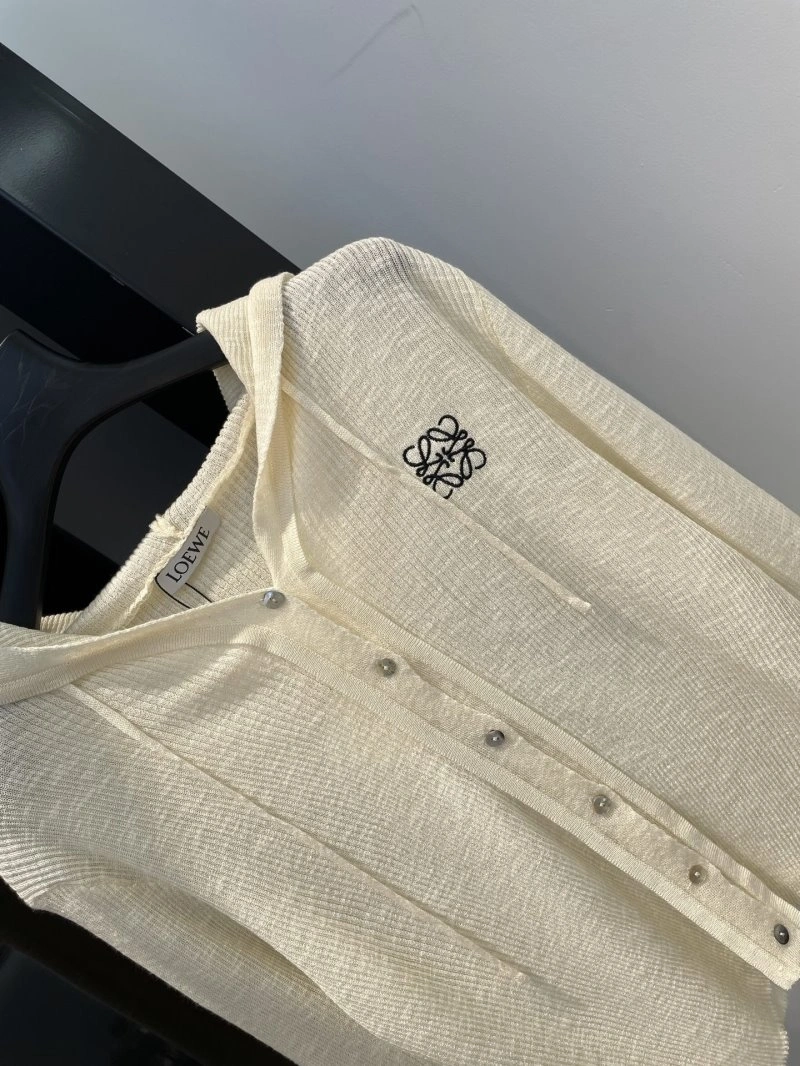 Factory-made Loewe Sweaters
