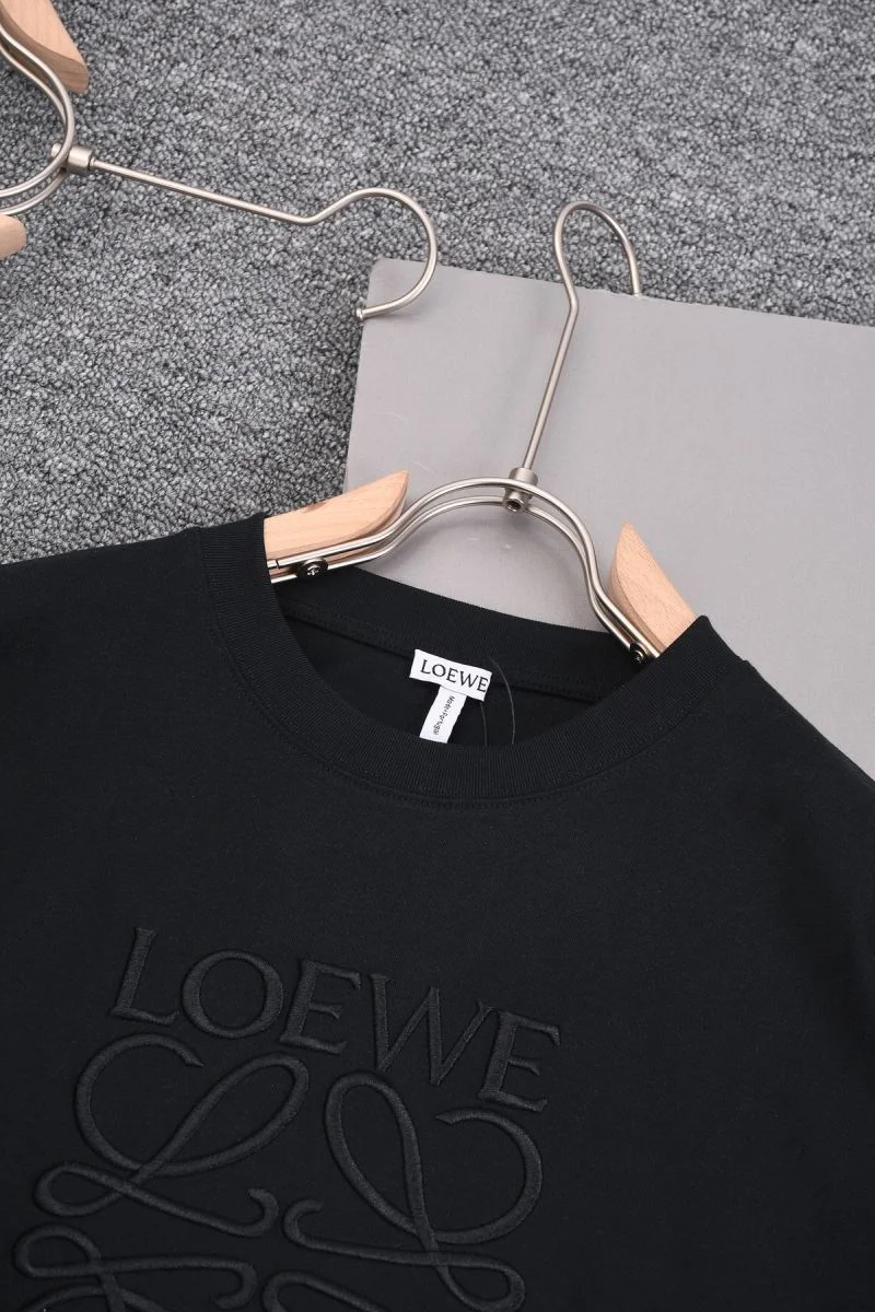Accurate model Loewe T-Shirts