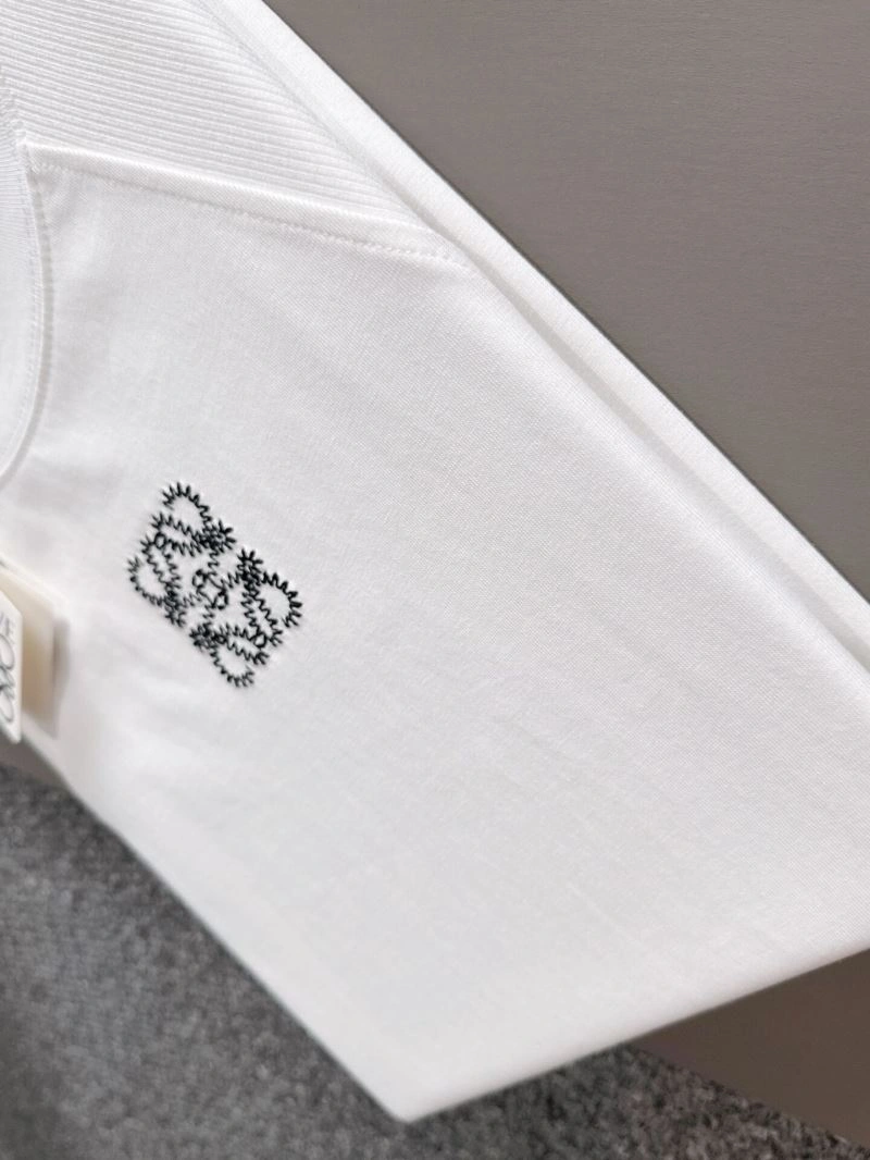 Accurate model Loewe T-Shirts