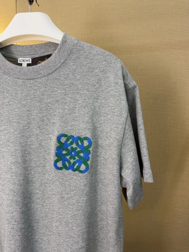Accurate model Loewe T-Shirts