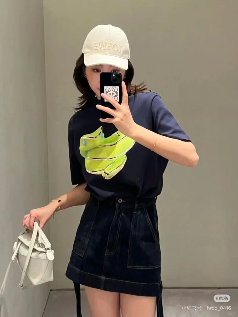 Bargain Loewe T-Shirts