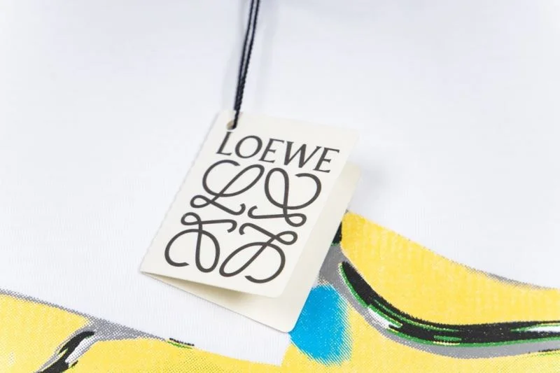 Accurate model Loewe T-Shirts