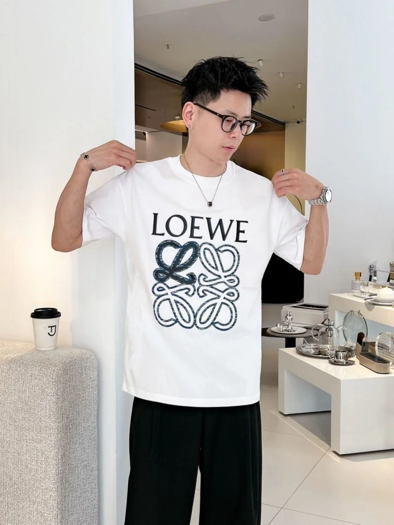 Accurate model Loewe T-Shirts