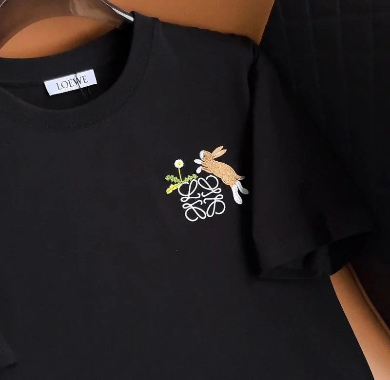 Exact replica Loewe T-Shirts