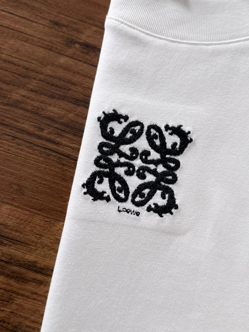 Bargain Loewe T-Shirts
