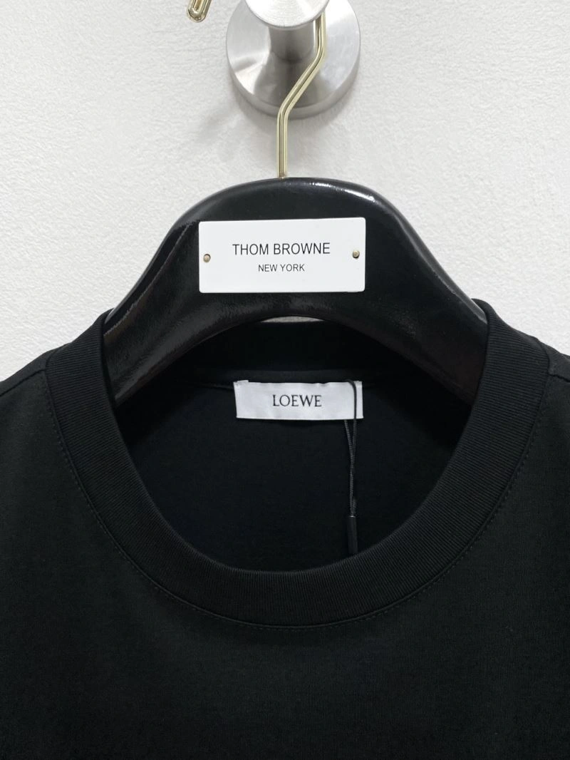 Accurate model Loewe T-Shirts