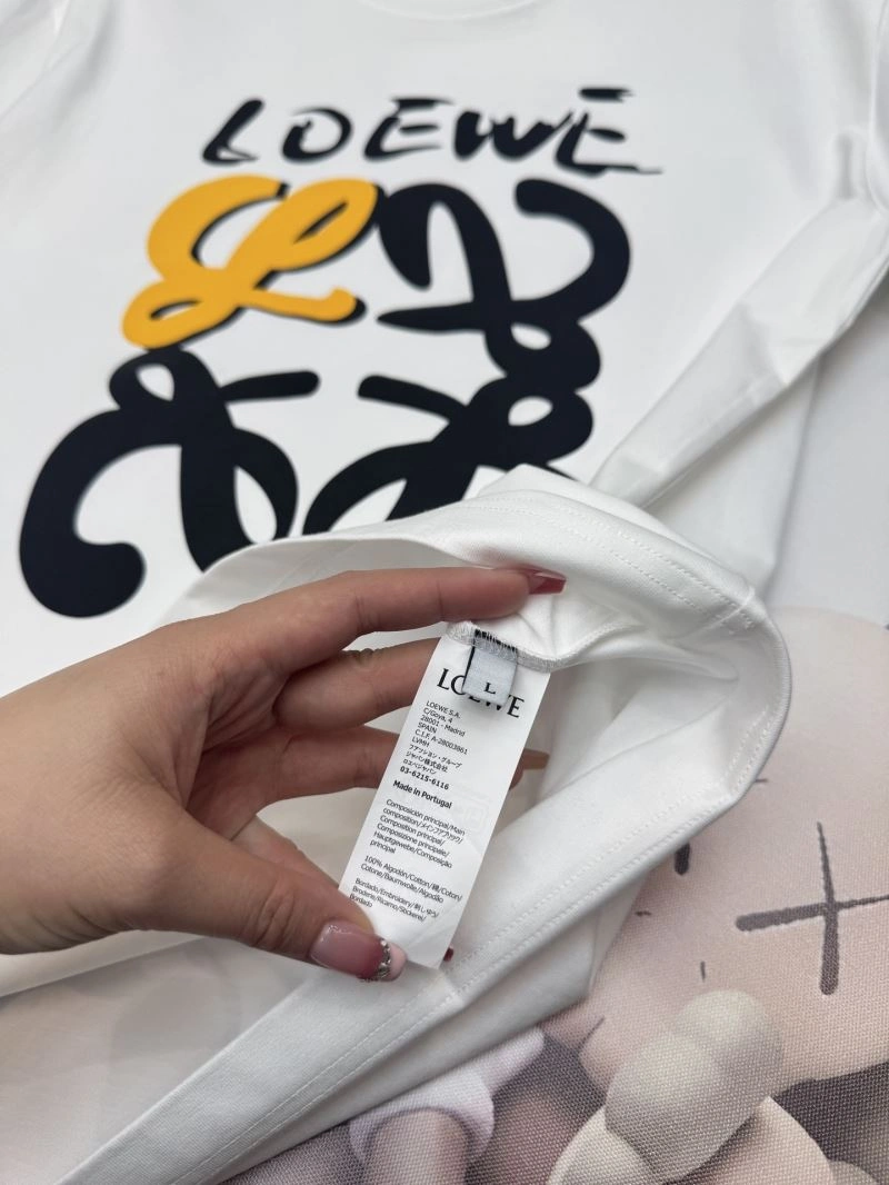 Exact replica Loewe T-Shirts