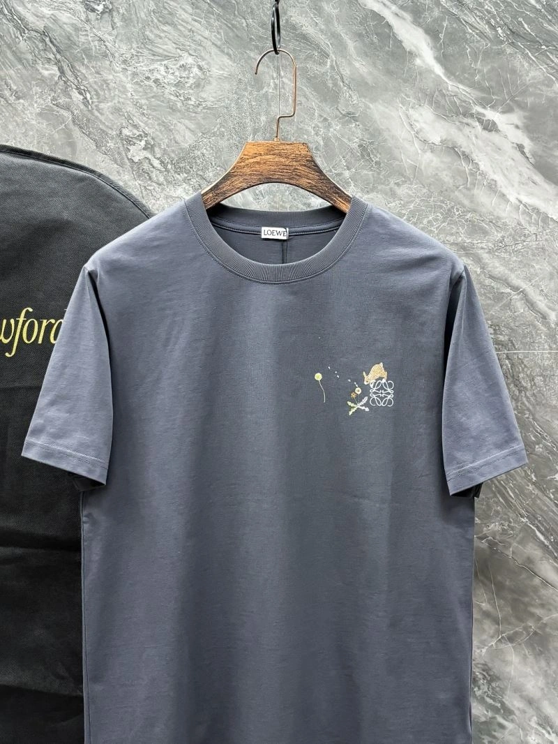 Bargain Loewe T-Shirts
