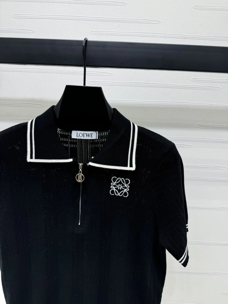 Indistinguishable Loewe T-Shirts