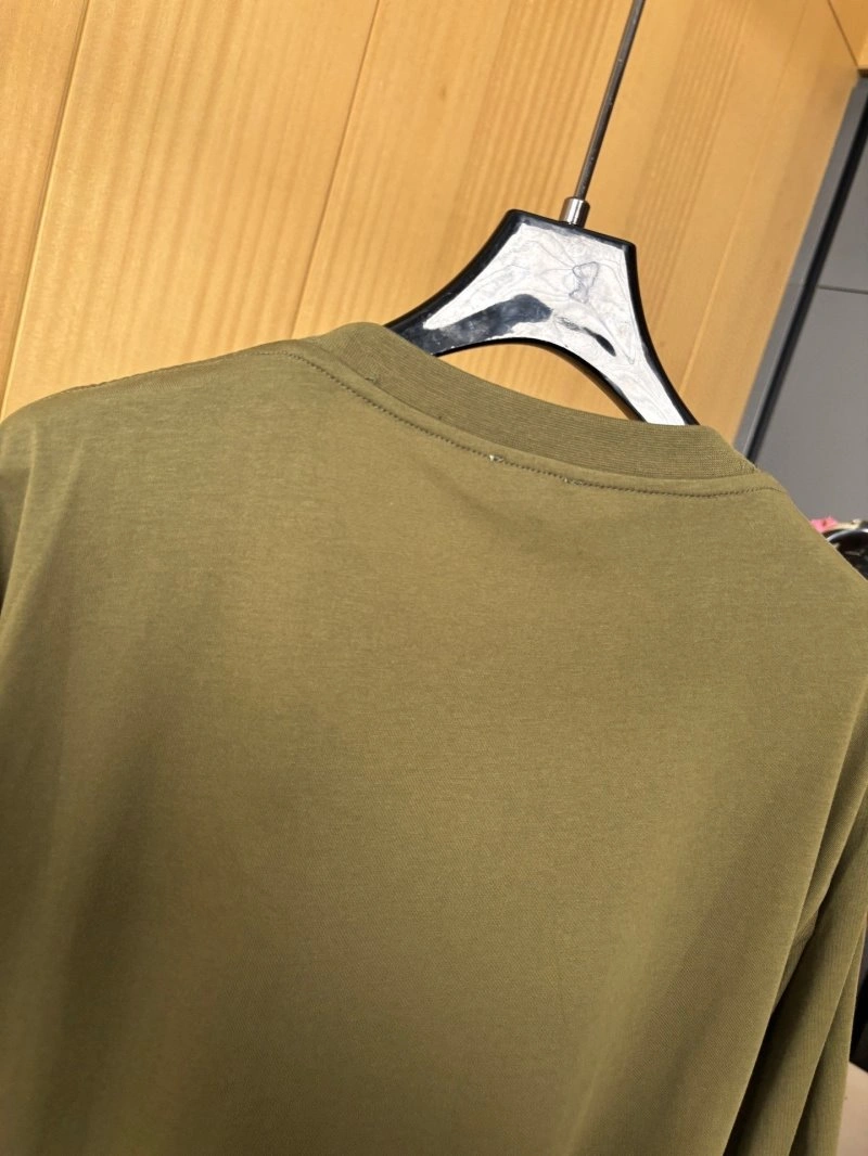 Accurate model Loewe T-Shirts