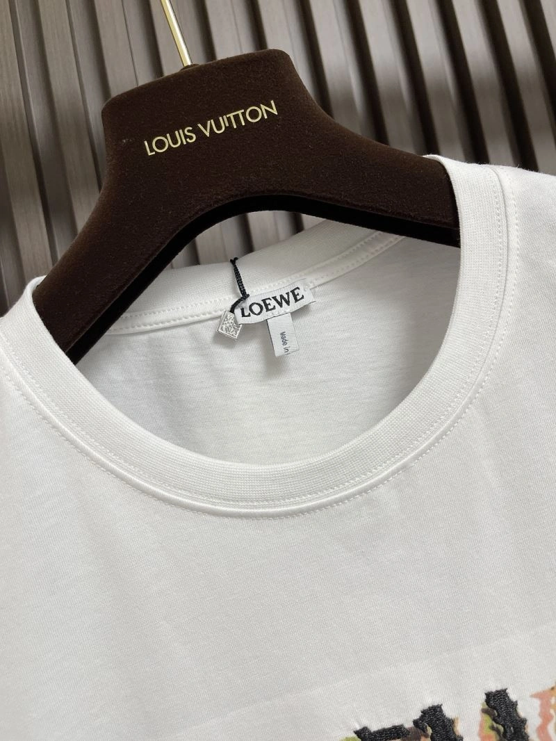 Indistinguishable Loewe T-Shirts