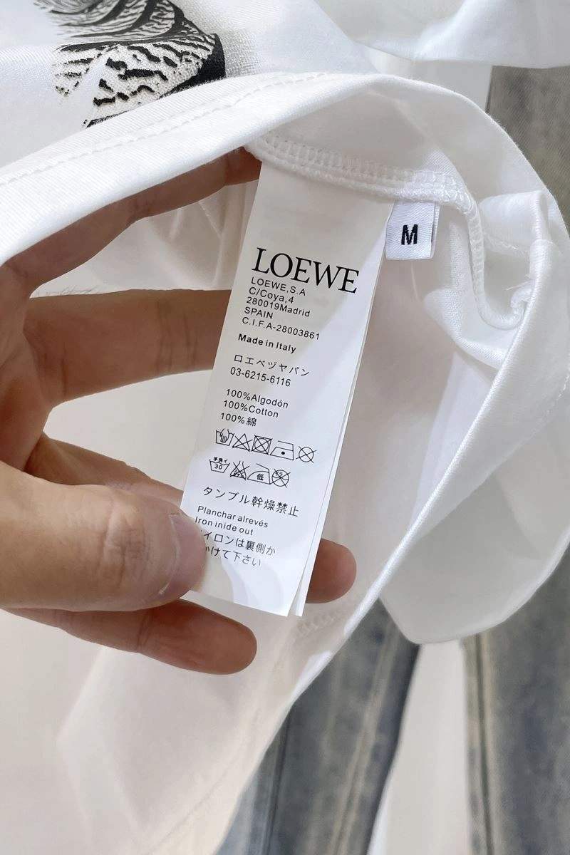 Exact replica Loewe T-Shirts