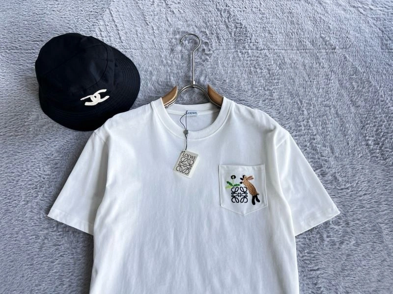 Top match Loewe T-Shirts