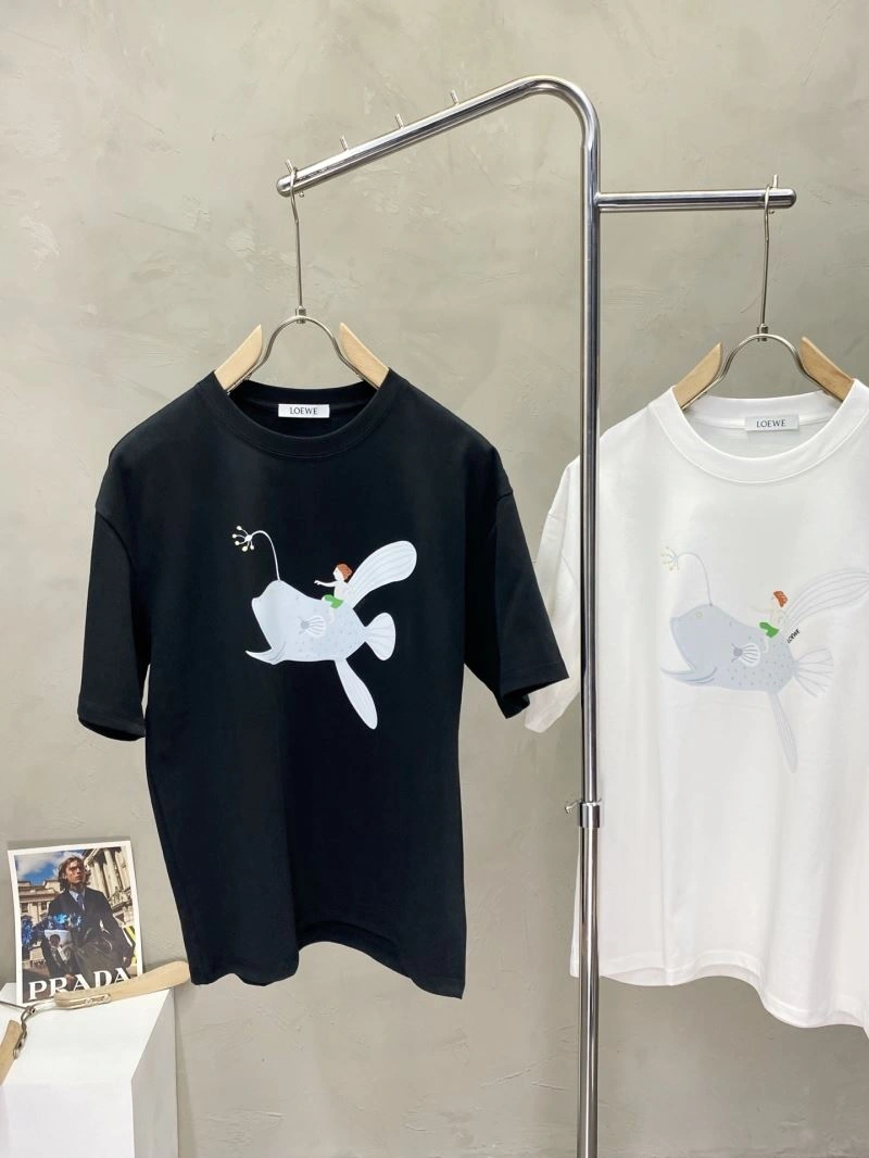 Bargain Loewe T-Shirts
